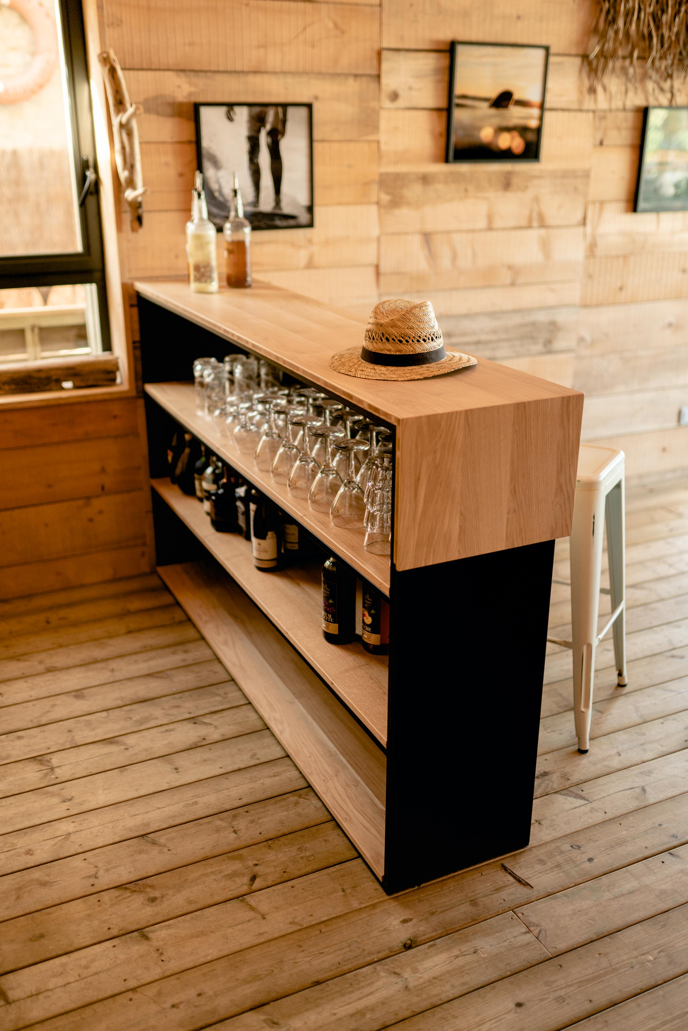 Meuble bar Troquet ARTMETA - Fabrication sur mesure en acier et bois ...