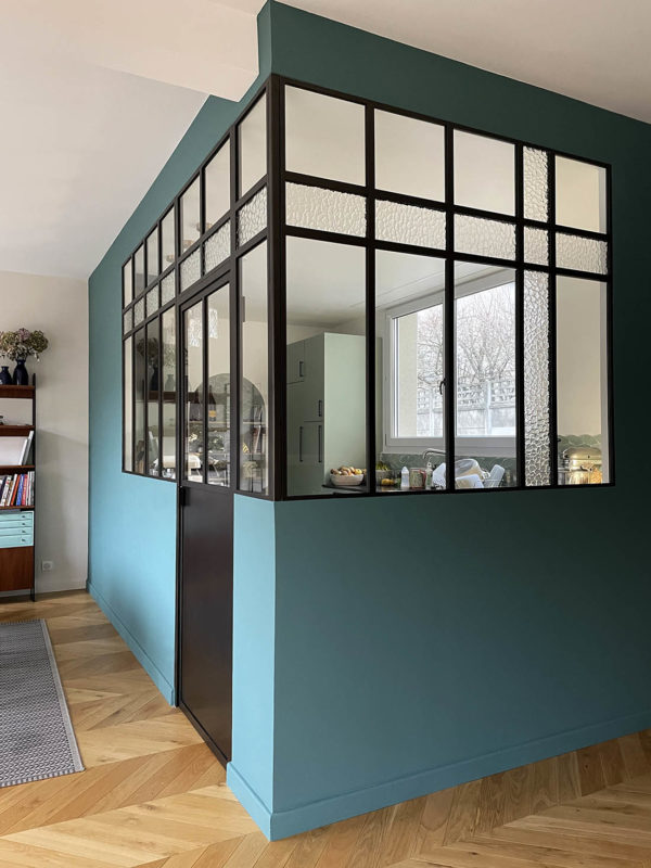 Verrière acier : 5 idées pour l'adopter dans votre cuisine